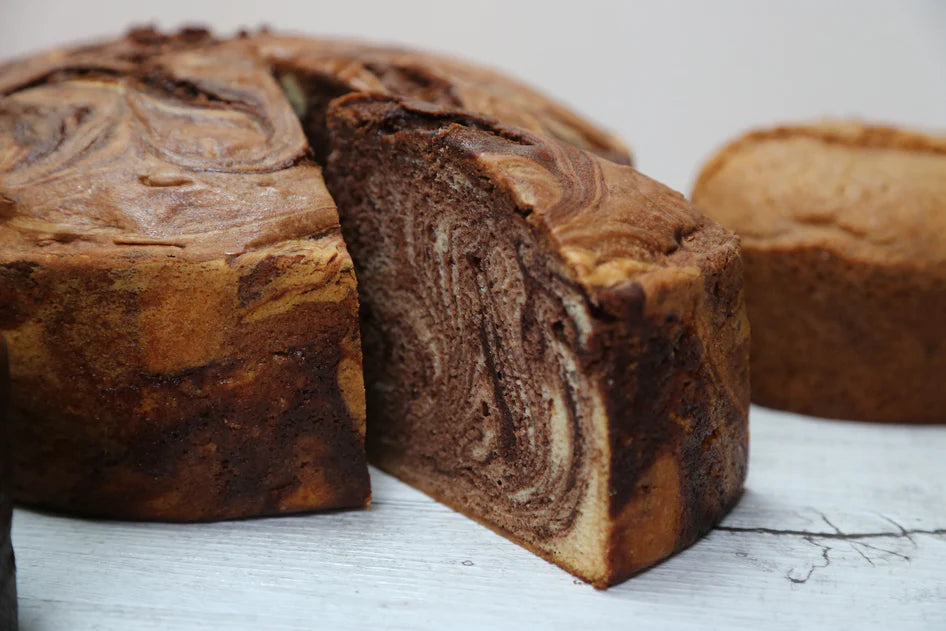 Hemisphere Swirl Chocolate — Mondo Kitchen Naked Cakes & Decorating ...