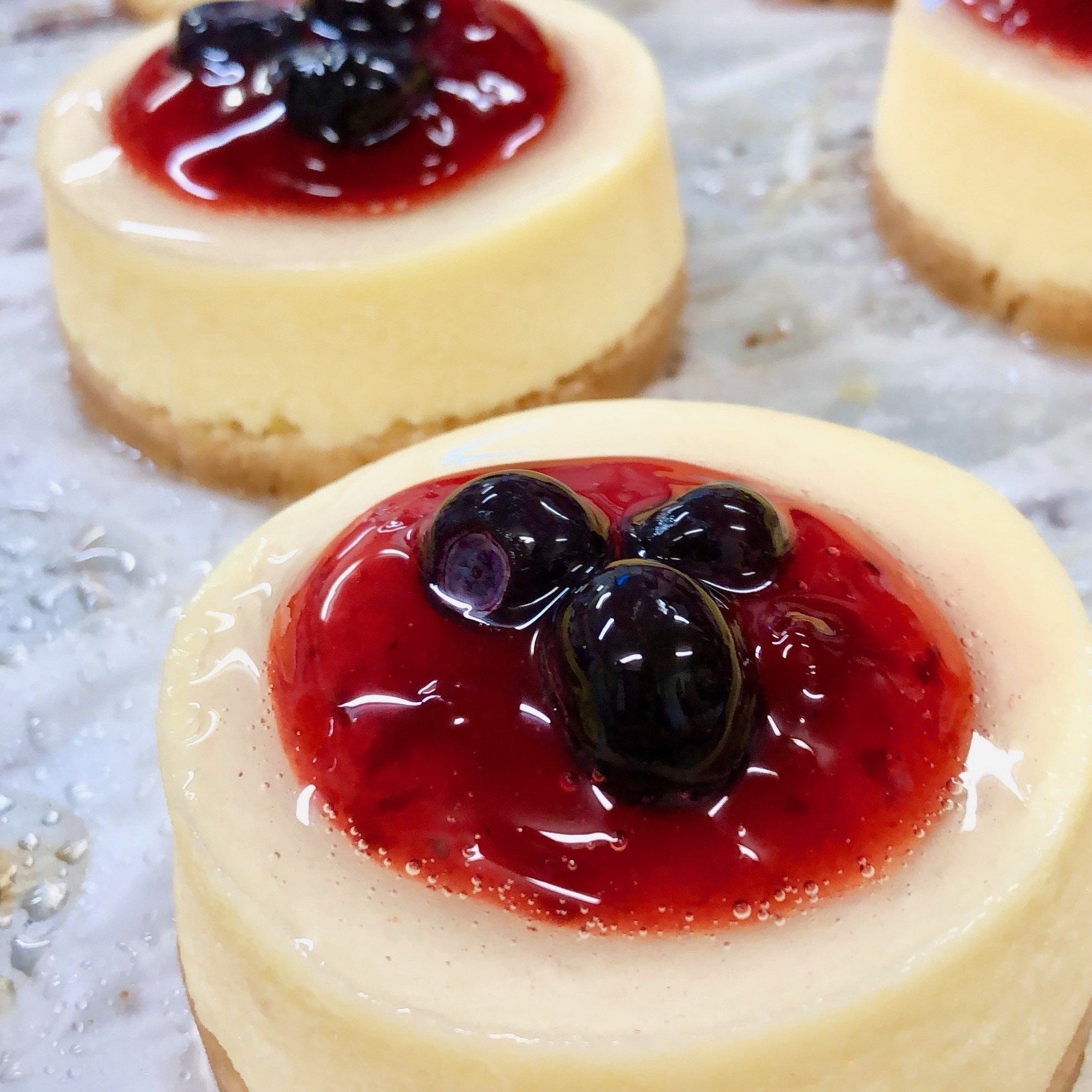 Individual Cheesecakes — Mondo Kitchen Naked Cakes & Decorating Supplies
