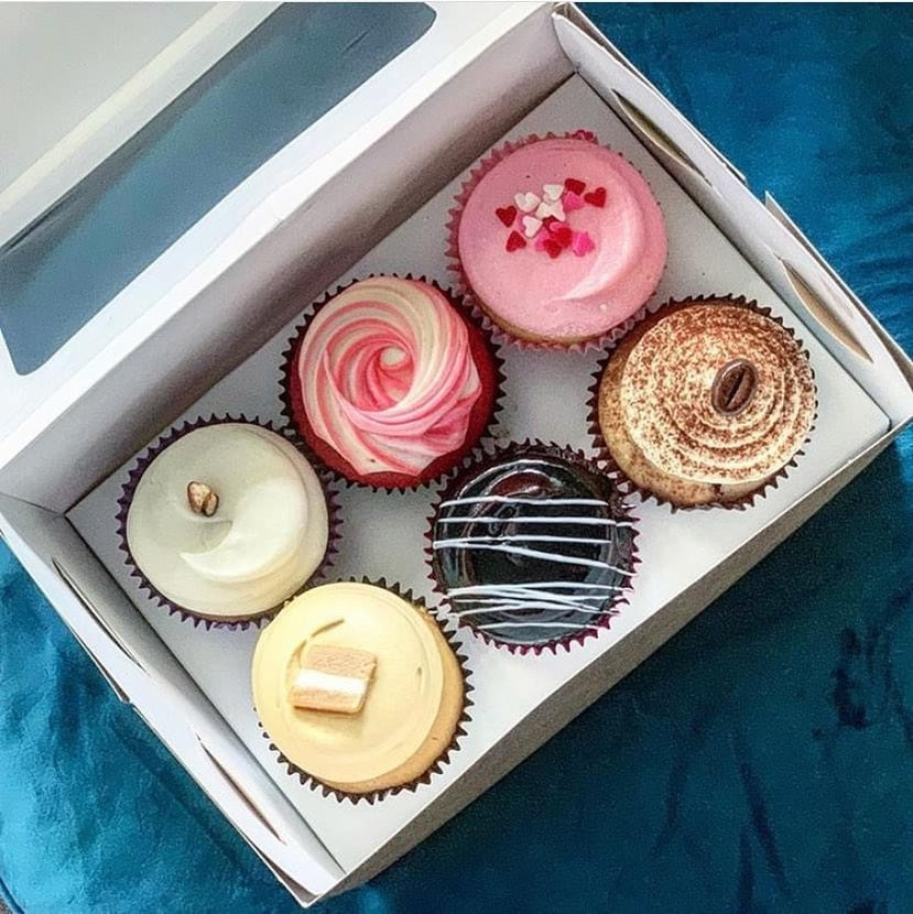 Mondo Kitchen Naked Cakes & Decorating Supplies